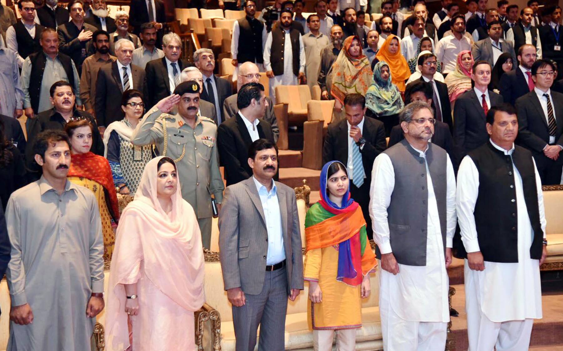 In pictures: Malala returns home - Pakistan - Dunya News