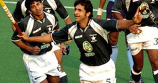 Pakistan hockey team wins opening match form Italy