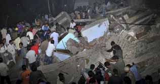 42 killed in Delhi building collapse