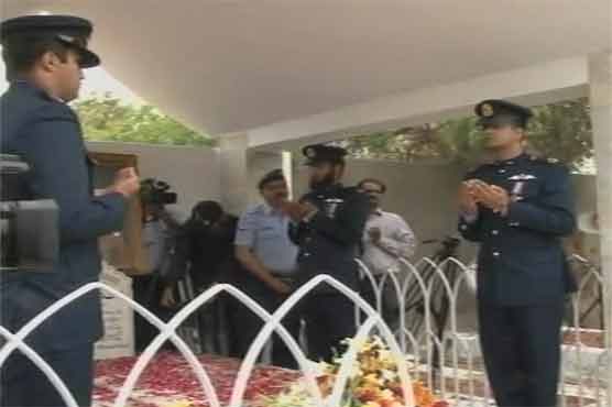 Air Vice Marshal visits Rashid Minhas's mausoleum, offers Fateha