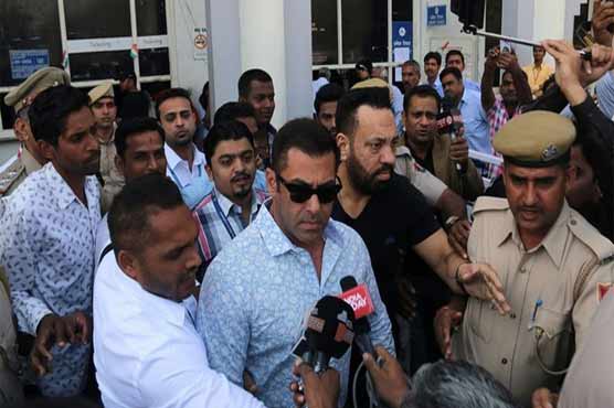 Salman Khan pleads innocence in antelope case - Entertainment - Dunya News