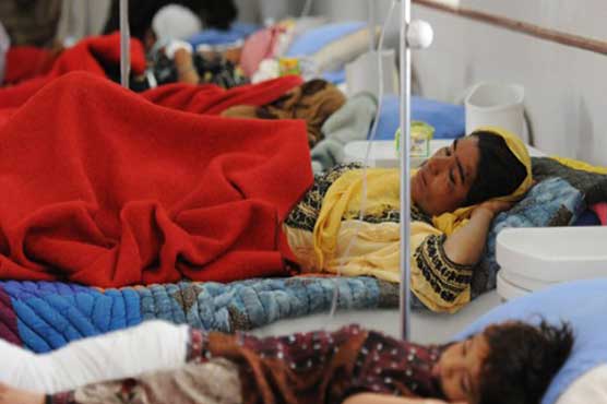 Unhygienic food lands 13 people in hospital in D.G. Khan - Pakistan ...