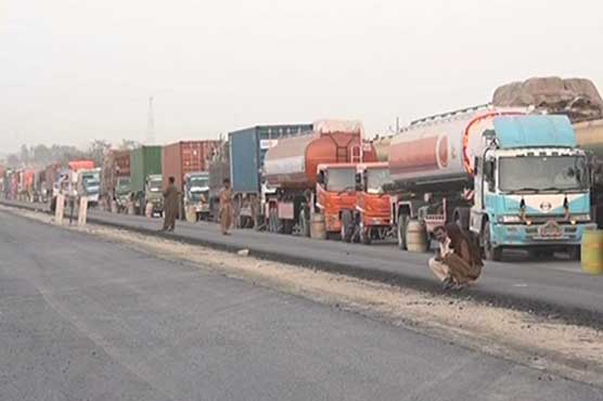 Traffic jam on Karachi-Hyderabad Motorway continues for more than ten ...