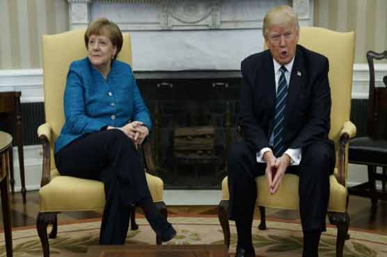 Tensions show as Trump and Merkel meet for first time - World - Dunya News