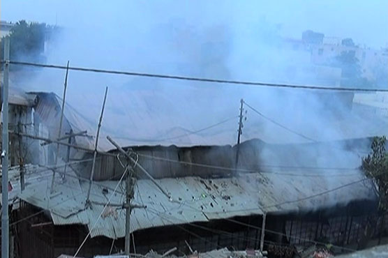 Fire in Karachi cardboard factory reduces goods to ashes - Pakistan ...