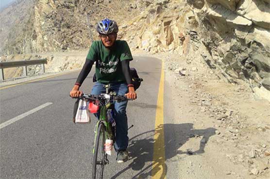 Pakistani set to claim record on cycle - Sports - Dunya News