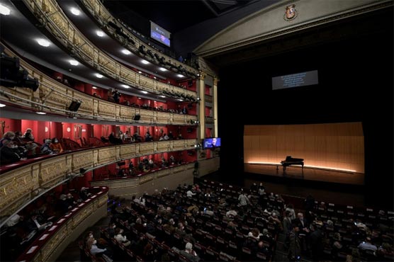 Theatre, cinema, concerts thrive in Madrid despite virus ...