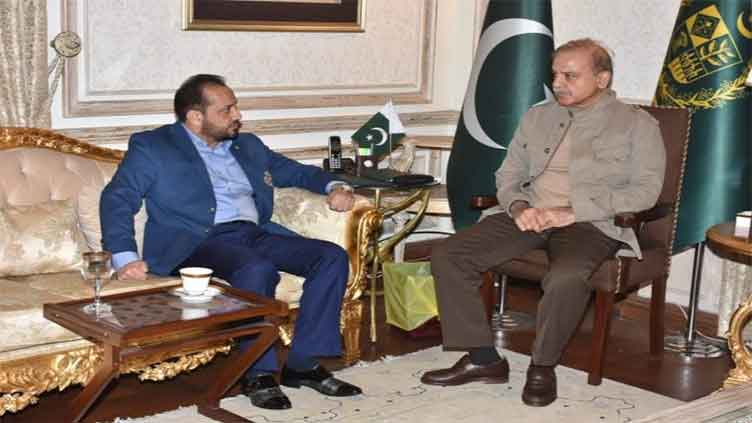 Punjab MPA calls on PM - Pakistan - Dunya News