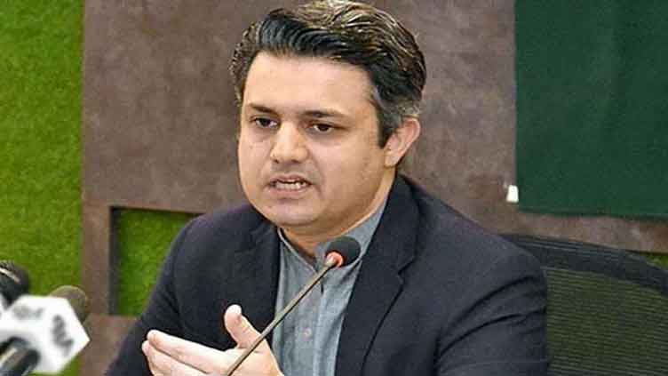 Hammad Azhar slams govt for not opening LCs for raw materials ...